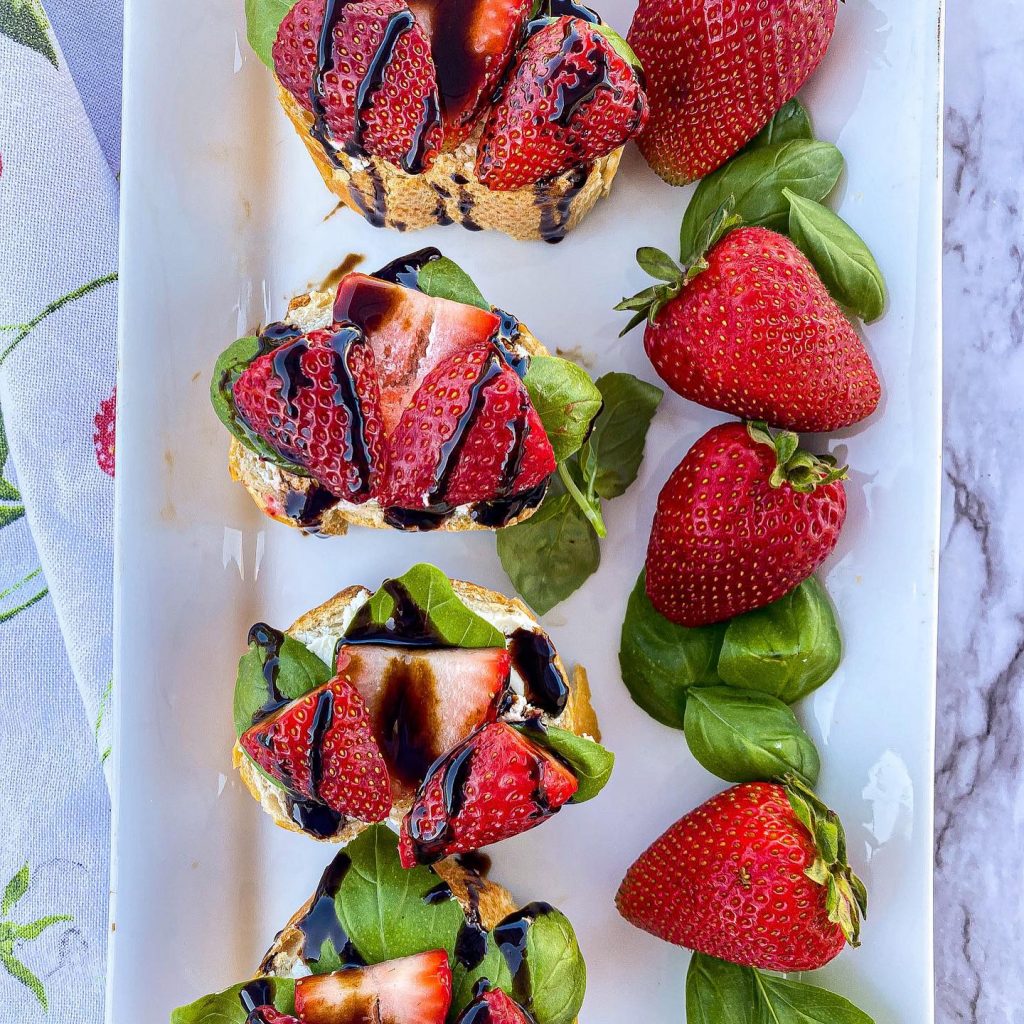 Strawberry Basil Baguette - Bobalu Berries