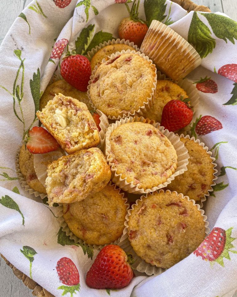 Strawberry Cornbread Muffins - Bobalu Berries