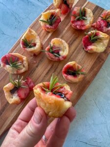 Strawberry Brie Bites - Bobalu Berries